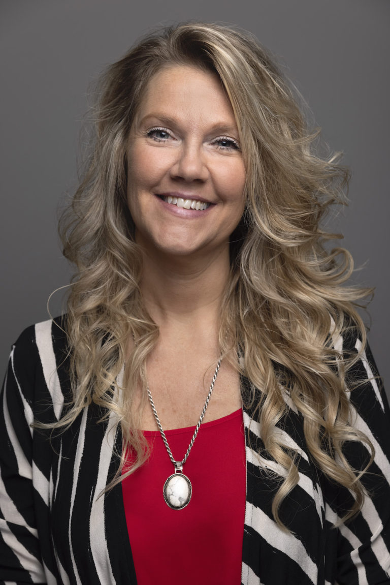 Jennifer Barth - RE/MAX Auction House